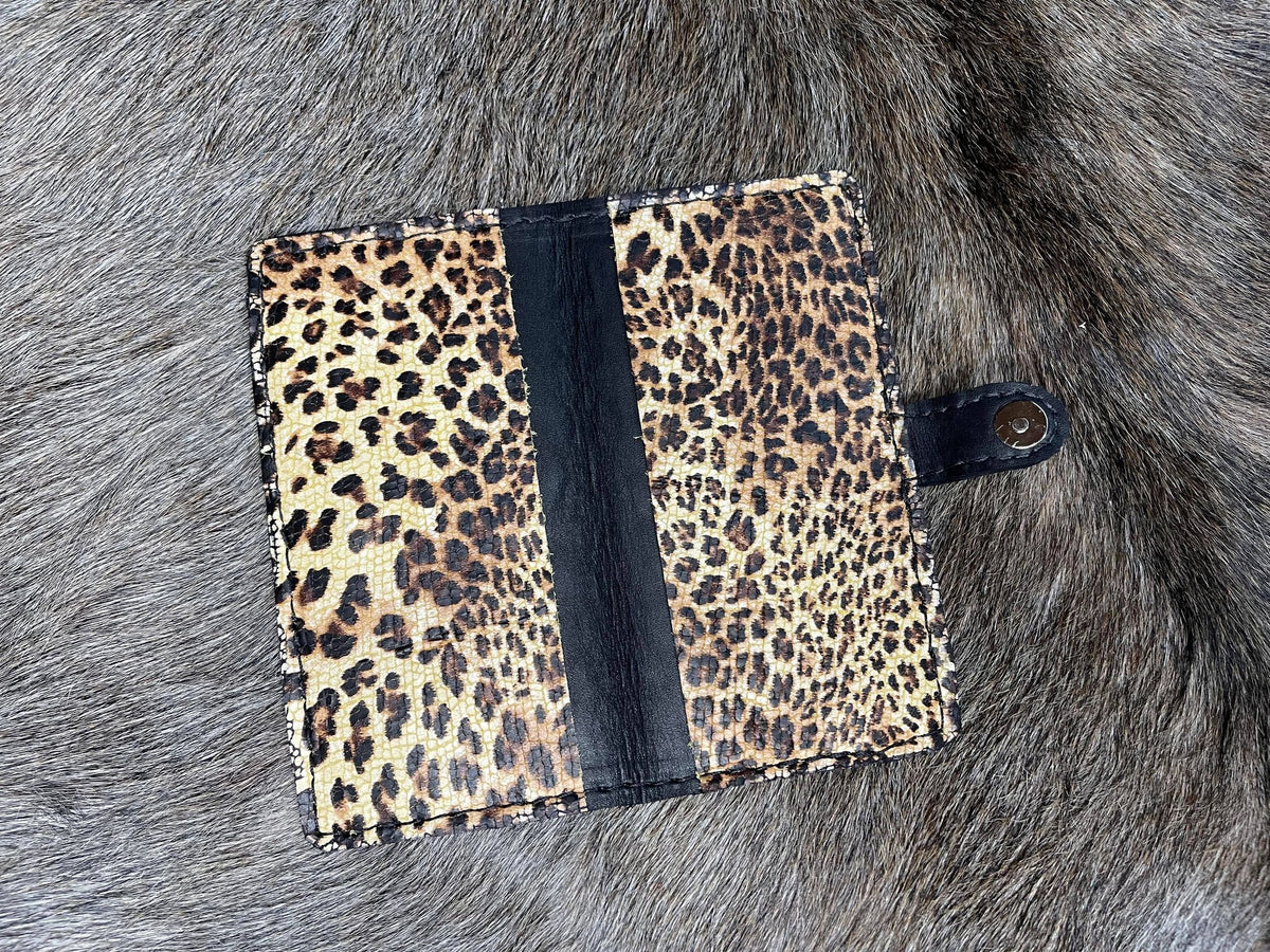 Checkbook Cover- Leopard and Black – Texas Bound Tack